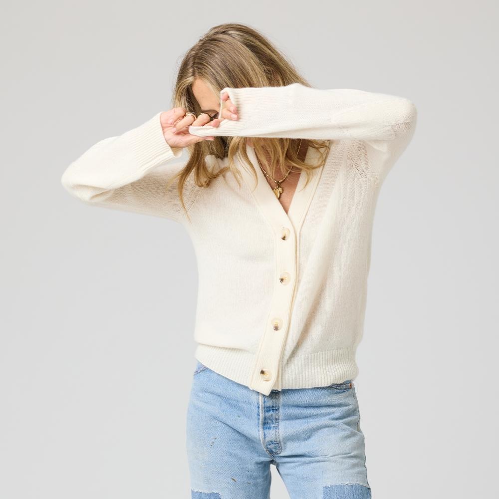 Pretty Little Button Front Cream Cashmere Cardi – KERRI ROSENTHAL